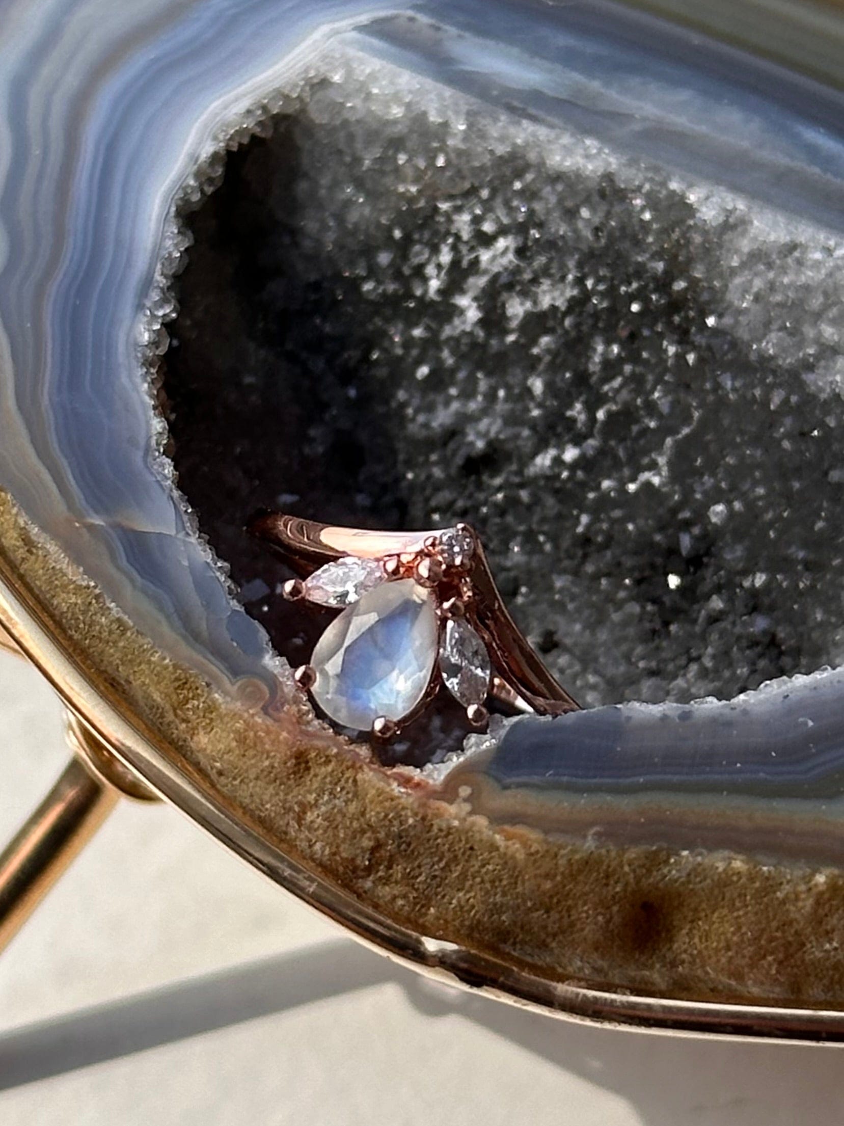 Moonbeam ring – Serendipity